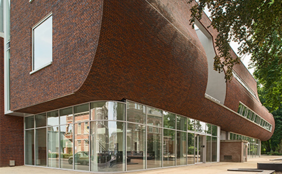 Curved Brick Facade Curved Brick Wall Stock Photo, Picture And Royalty